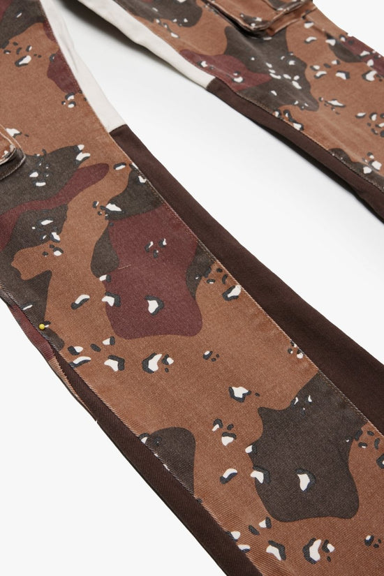 "COMMANDER" STACKED FLARE JEAN TAIGA CAMO – Valabasas